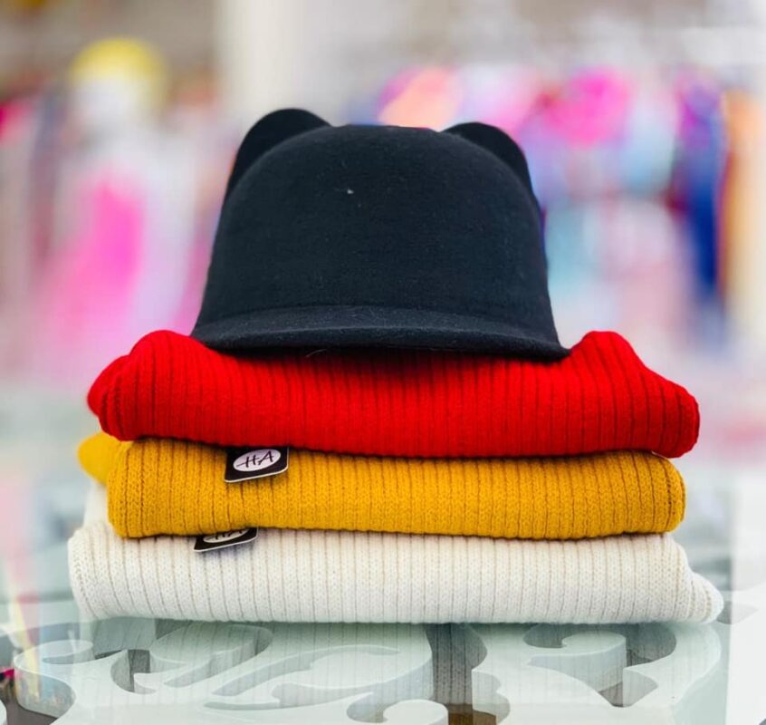 بلوزة صوف | Julia Store